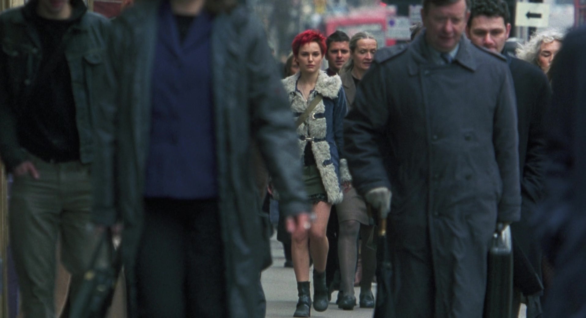 Closer (Screencaps) - 002 - Natalie Portman Photo Gallery